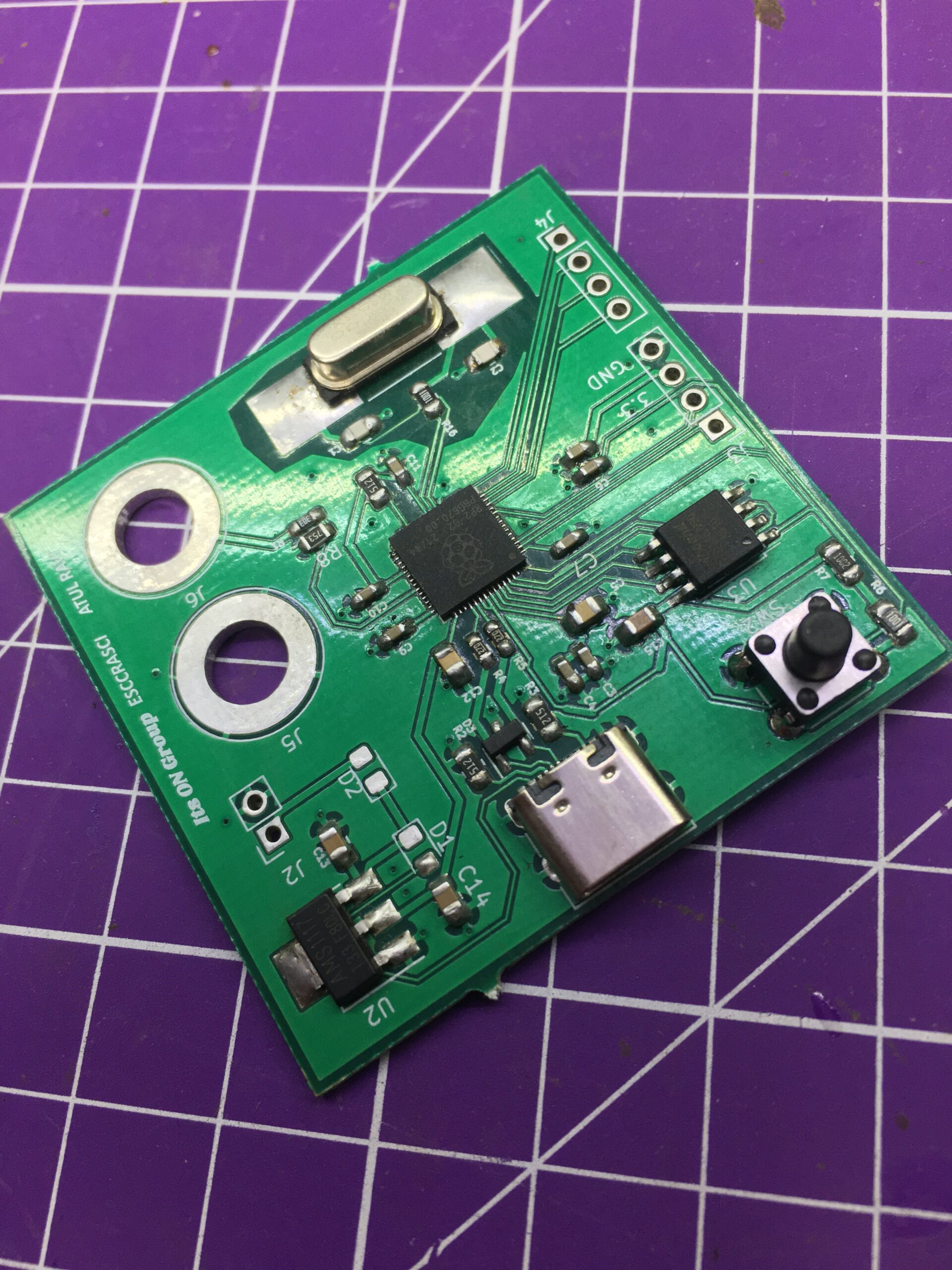 Building a board with the RP2040 - ESC crasci